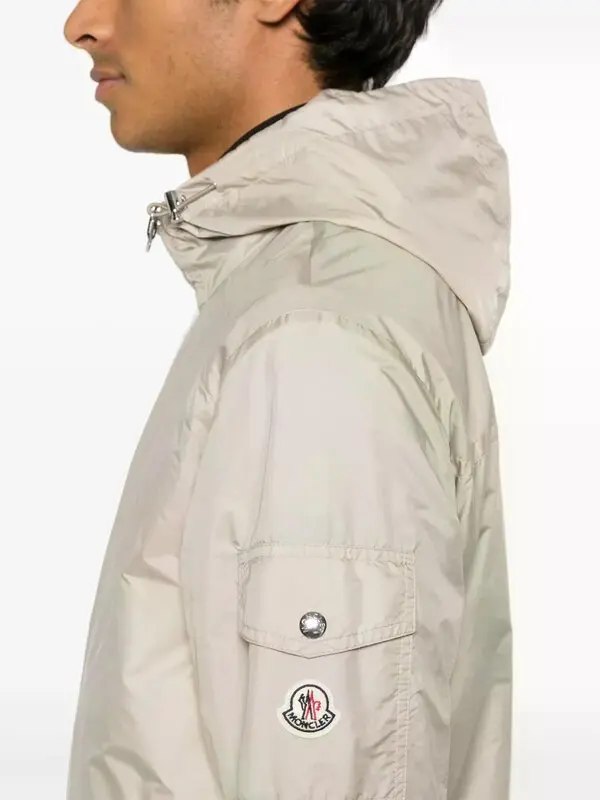 Moncler Etiache Jacket With Drawstring Hood - Neutrals