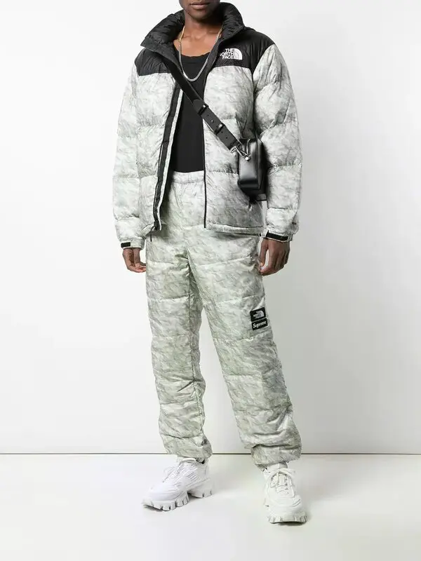 Supreme X The North Face Nuptse Paper Print Down Jacket - Grey