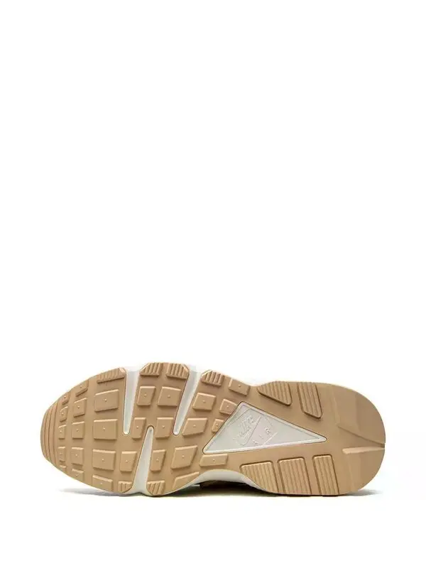 Nike Huarache Se Sun Club Sneakers - Neutrals