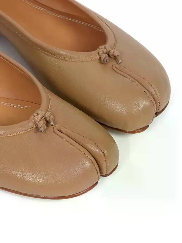 MAISON MARGIELA Tabi Leather Ballet Flats