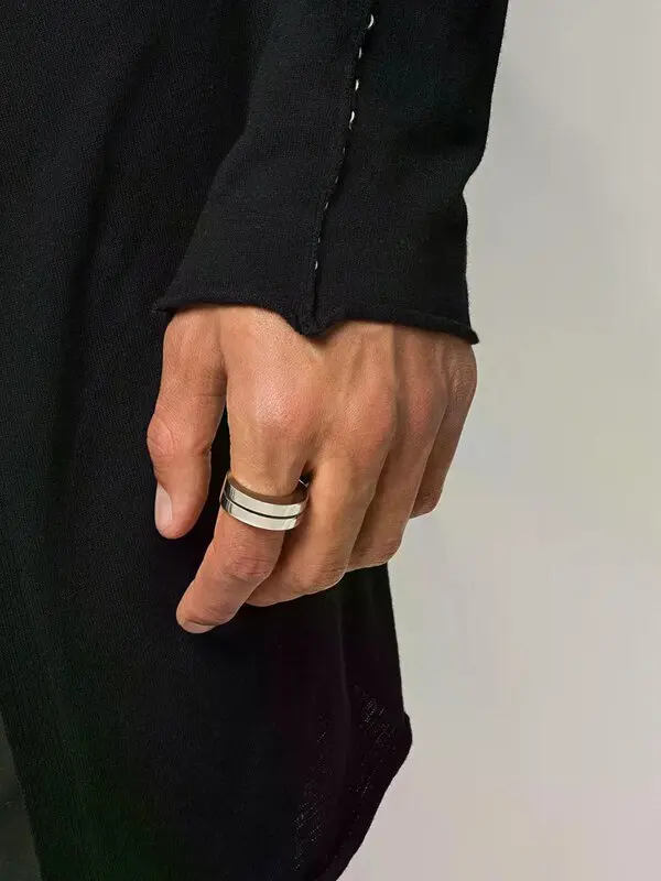 PARTS OF FOUR Crescent Crevice Band Ring