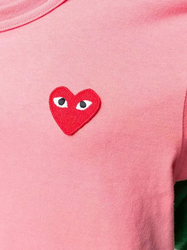 Play Comme Des Garcon Heart Appliqué Crew Neck T-shirt