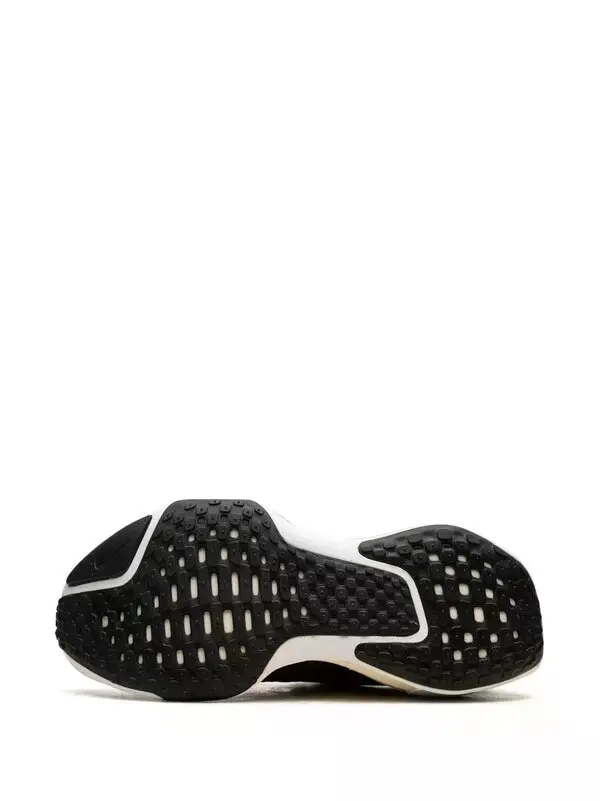 Nike Zoomx Invincible Run 3 Sneakers - Black
