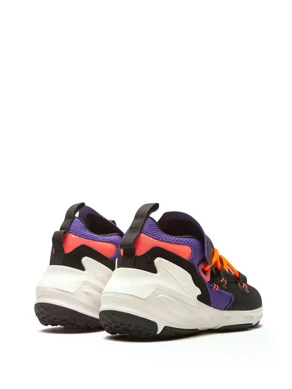Nike Zoom Moc Sneakers