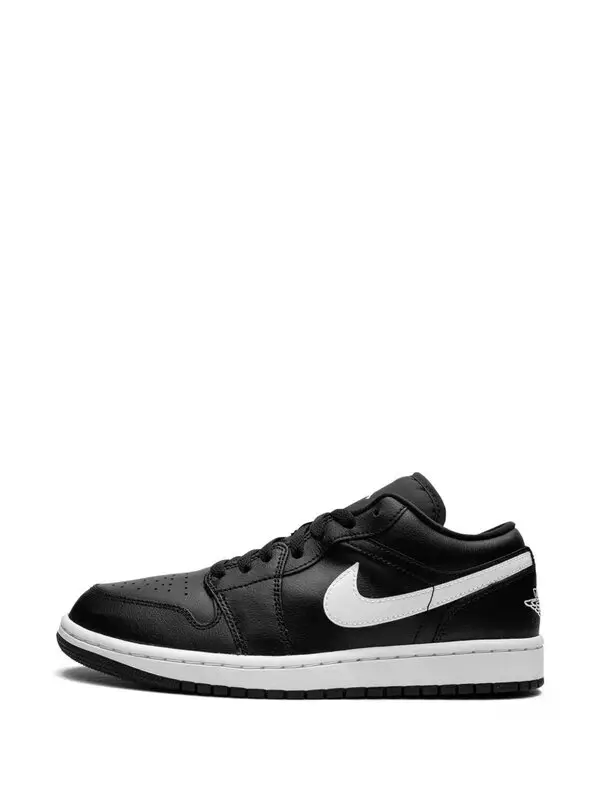 JORDAN 1 Low Sneakers In Leather - Black