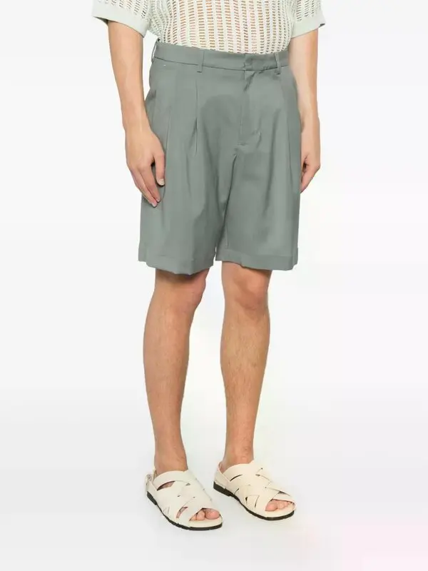 LOW BRAND Miami Pleated Tailored Shorts