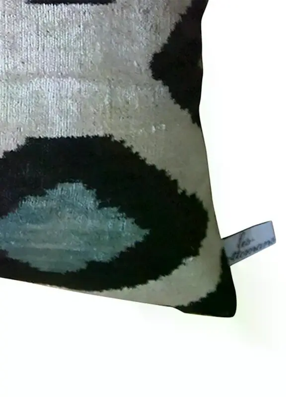 LES-OTTOMANS Jacquard Silk Velvet-blend Cushion - Black
