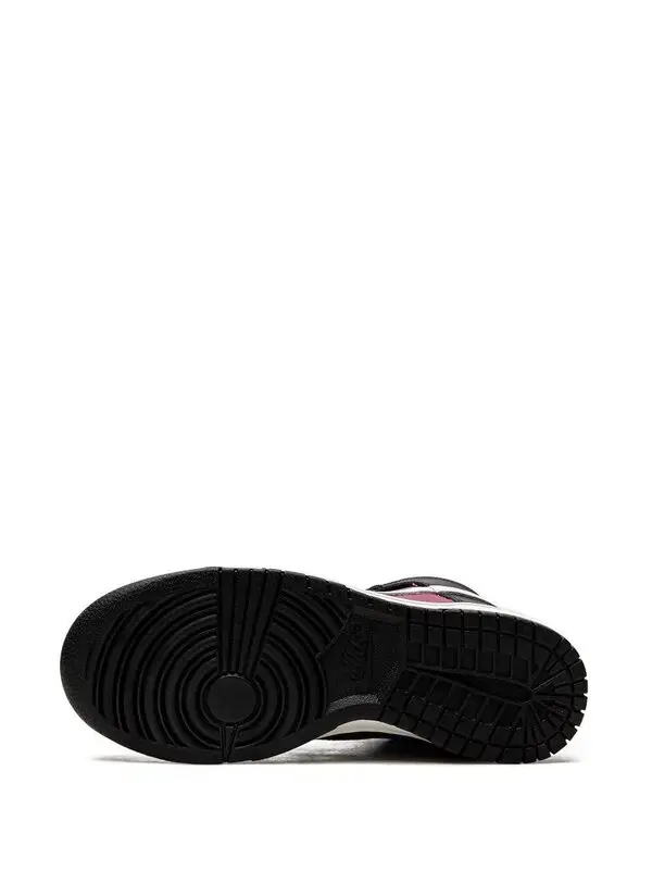 Nike Dunk High "summit White/rosewood" Sneakers - Black