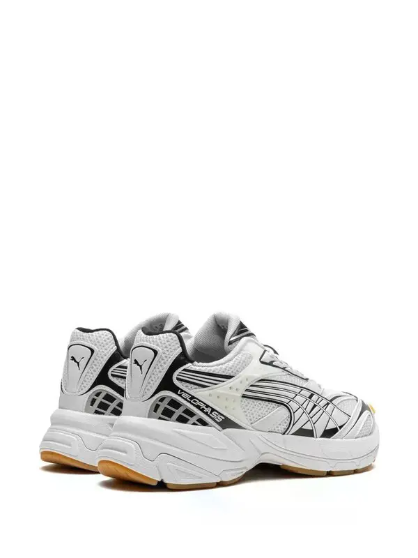 PUMA Velophasis Always On "technisch / Gum" Sneakers - White