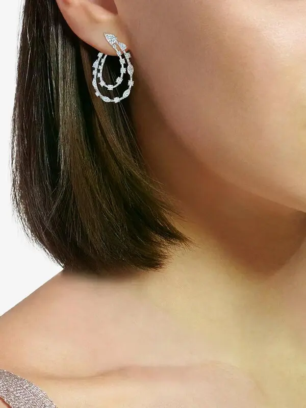 Kwiat 18kt White Gold Diamond Hoop Earrings - Silver
