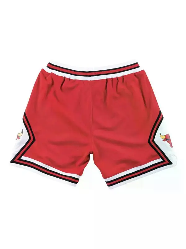 Mitchell & Ness 1975/76 Chicago Bulls Authentic Basketball Shorts - Red