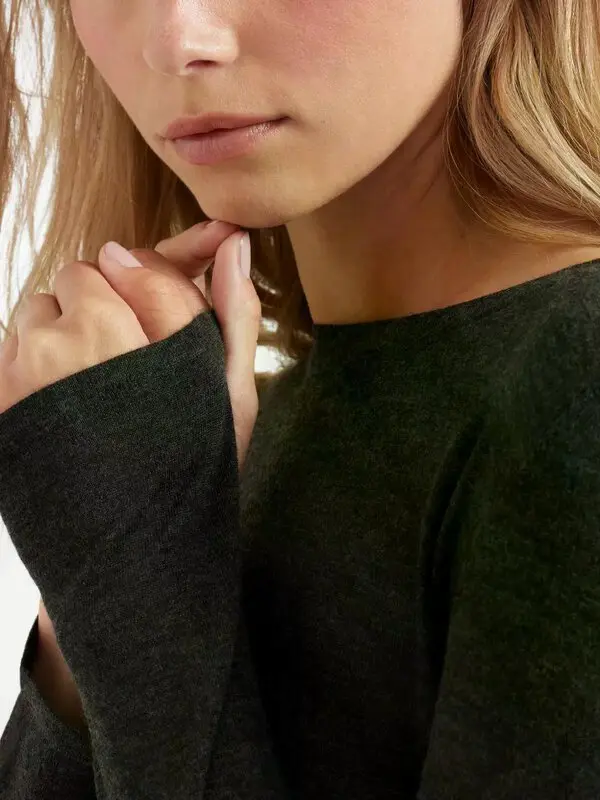 Brunello Cucinelli Fine Knit Crew Neck Long Sleeve Top