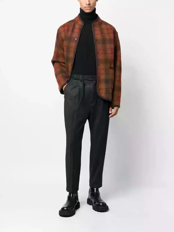 WHITE MOUNTAINEERING Pleated Tapered Cropped Trousers