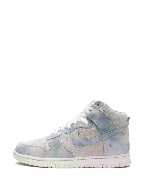 Nike Dunk High Top Sneakers - Blue