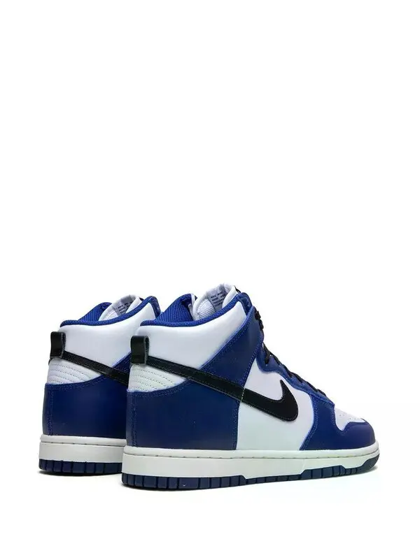 Nike Dunk High Top Sneakers - Blue