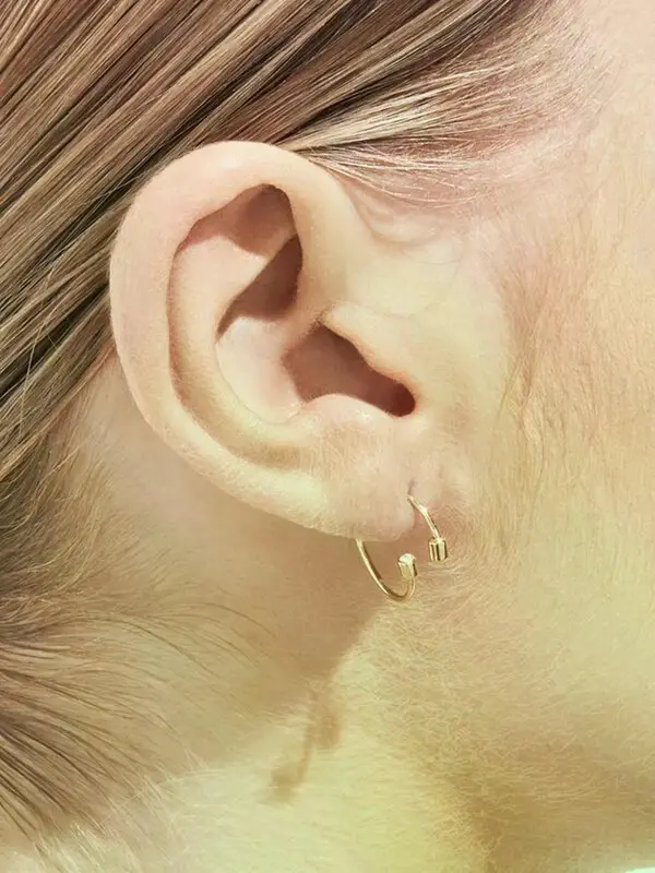 Shihara 18kt Yellow Twist Round Earring