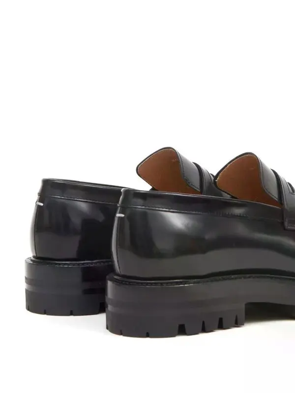 MAISON MARGIELA Tabi Leather Loafers