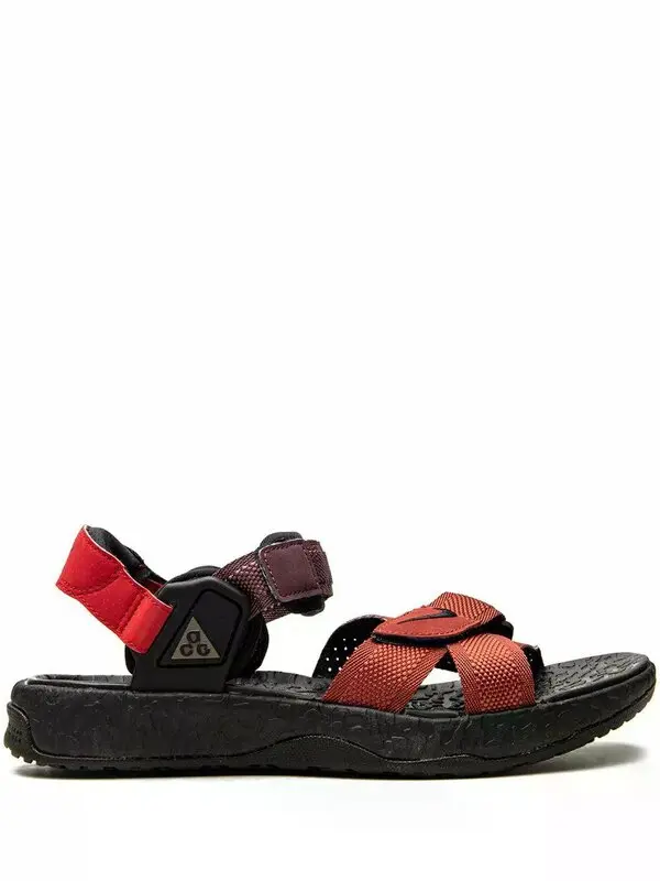 Nike Air Deschutz Sandals - Red