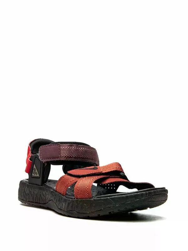 Nike Air Deschutz Sandals - Red