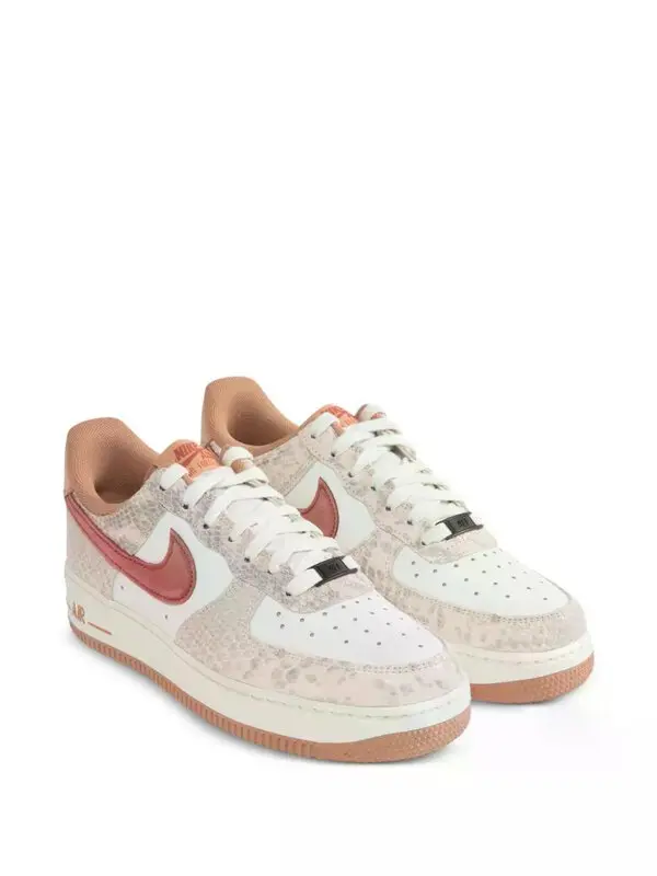 Nike Force 1 '07 Lv8 Sneakers - Neutrals