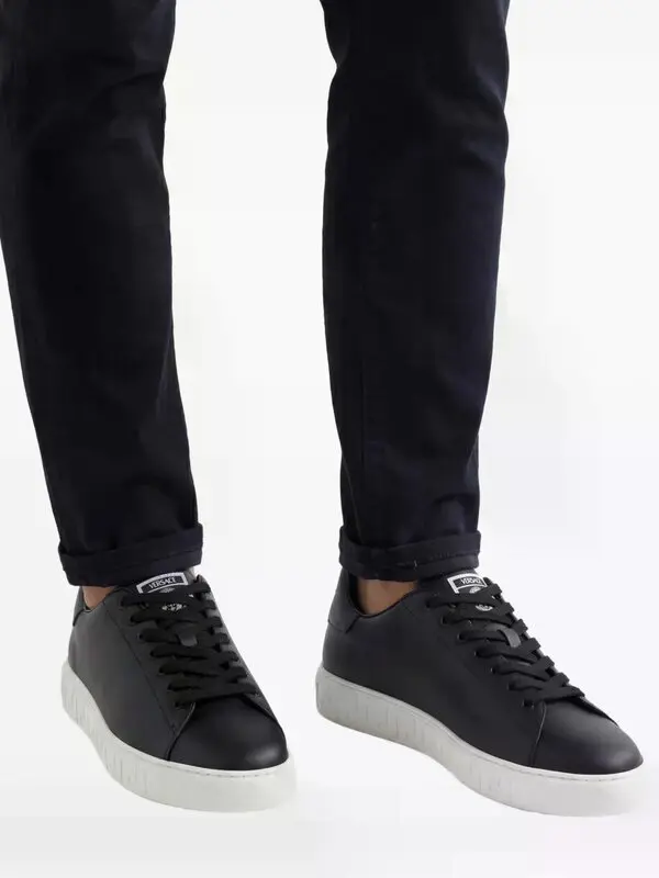 Versace Greca Low-top Sneakers - Black