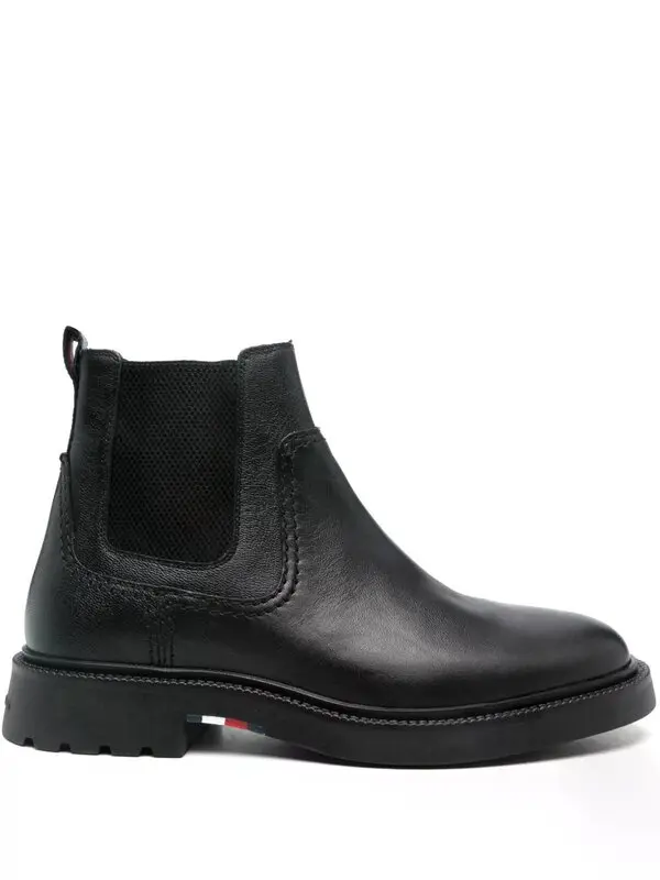 Tommy Hilfiger Leather Chelsea Boots With Lug Sole - Black
