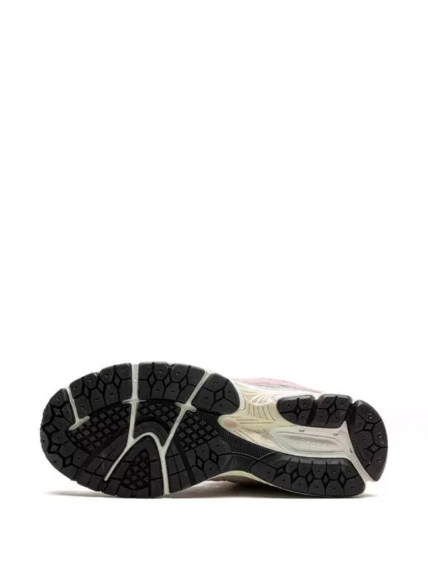 NEW BALANCE 2002r Orb Sneakers