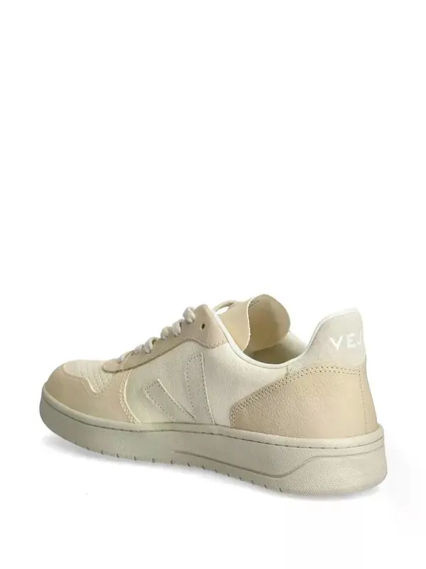 VEJA V-10 Sneakers - Neutrals