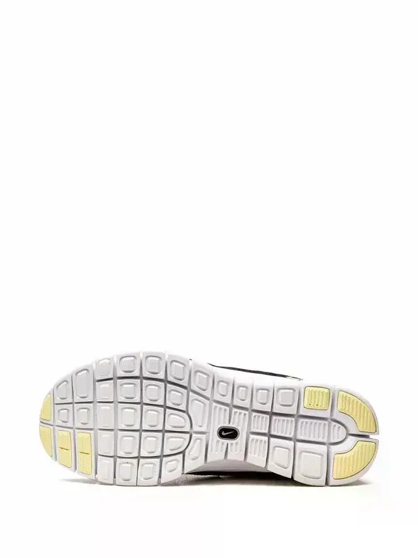 Nike Free Run 2 Athletic Sneakers