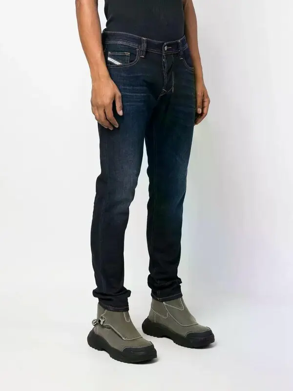 DIESEL® Larkee-beex 1986 Tapered Jeans