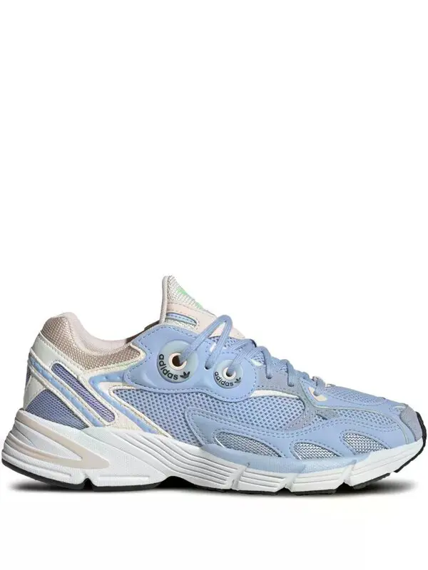Adidas Astir Sneakers