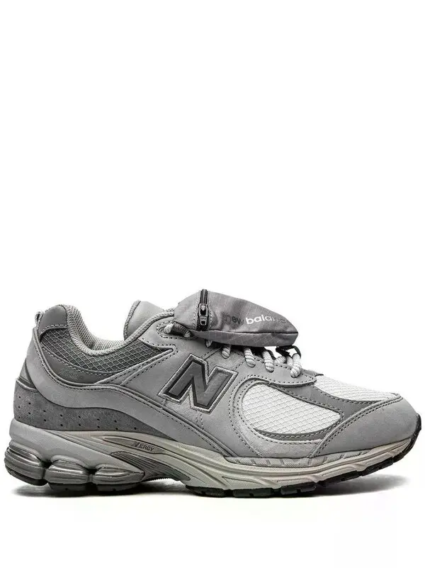 NEW BALANCE 2002r Pocket Sneakers - Grey