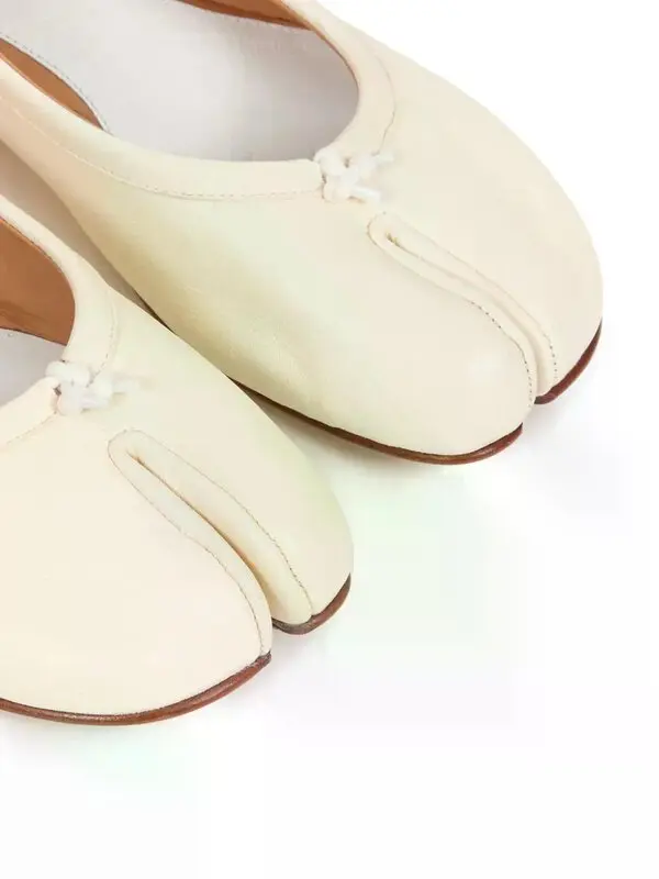MAISON MARGIELA Tabi Ballet Flats