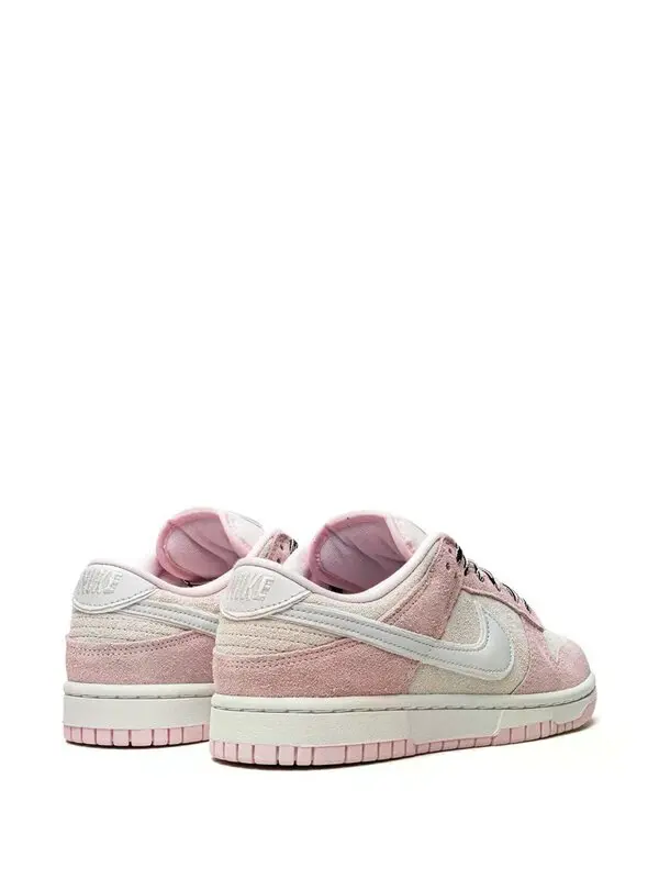 Nike Dunk Low Lx Foam Sneakers - Pink