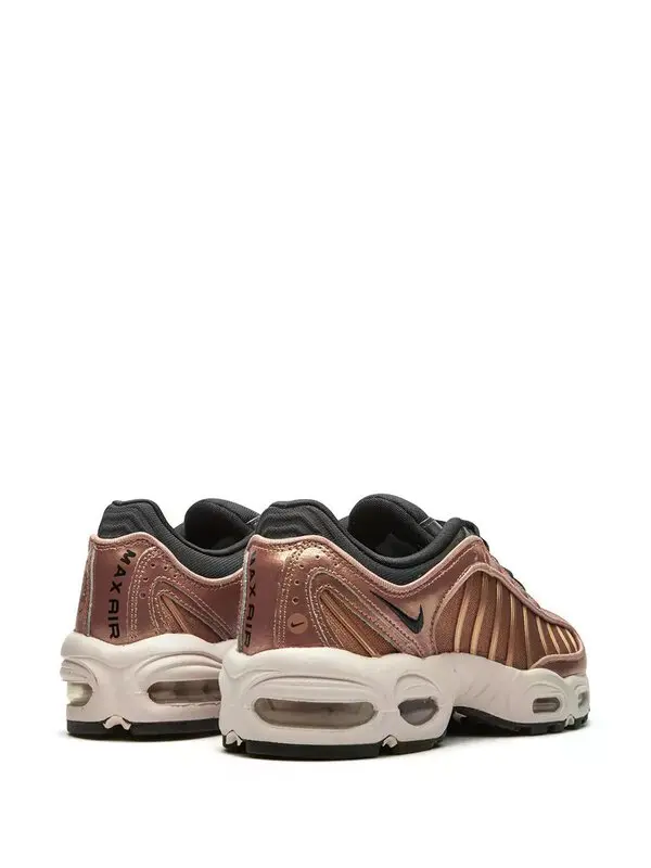 Nike Max Tailwind Iv Sneakers - Metallic