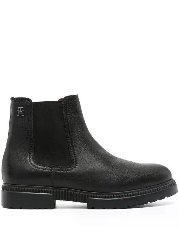 Tommy Hilfiger Monogram Plaque Leather Ankle Boots - Black