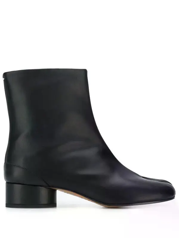 MAISON MARGIELA Tabi Ankle Boots - Black