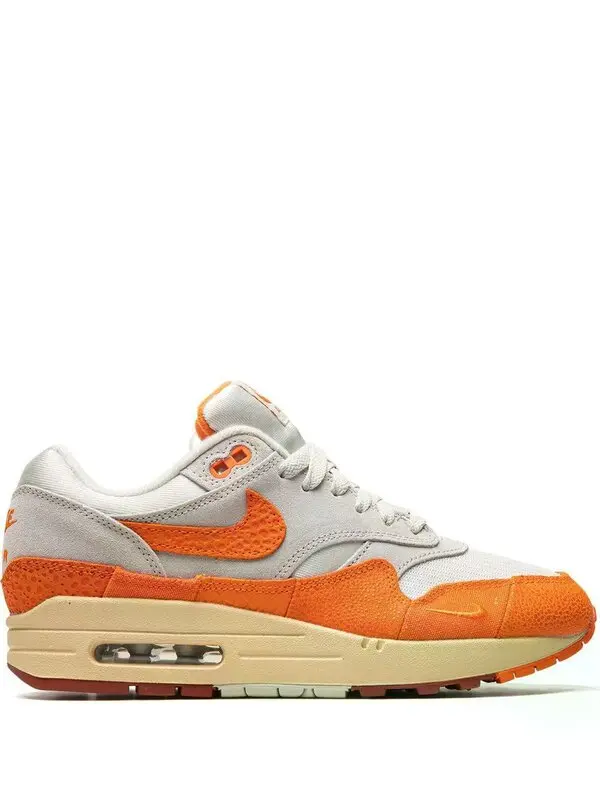 Nike Max 1 Sneakers