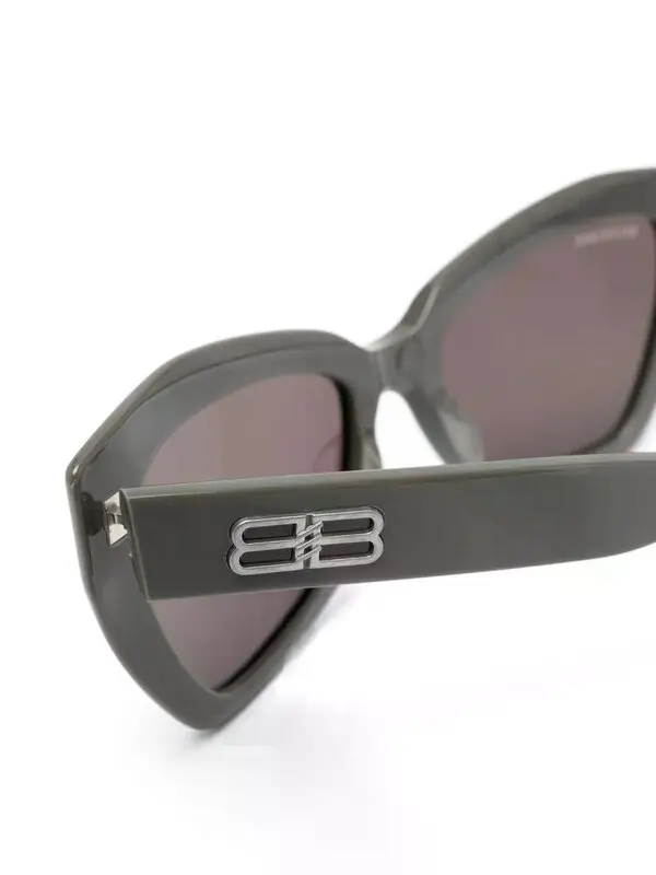Balenciaga Logo-plaque Butterfly Sunglasses