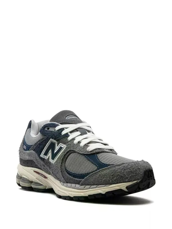 NEW BALANCE 2002r "navy" Sneakers