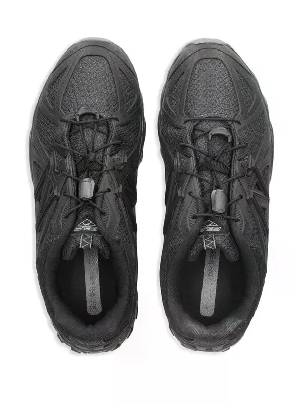 NEW BALANCE 610 Triple Sneakers - Black