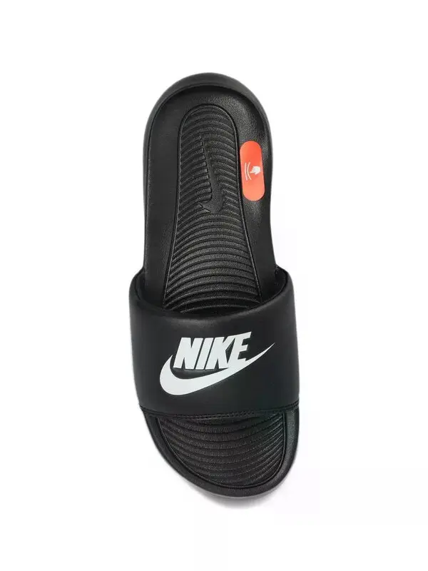 Nike Victori Slides