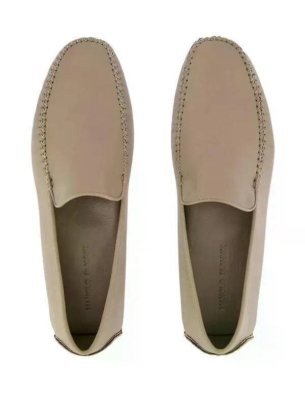 Manolo Blahnik Mayfair Leather Loafers - Neutrals