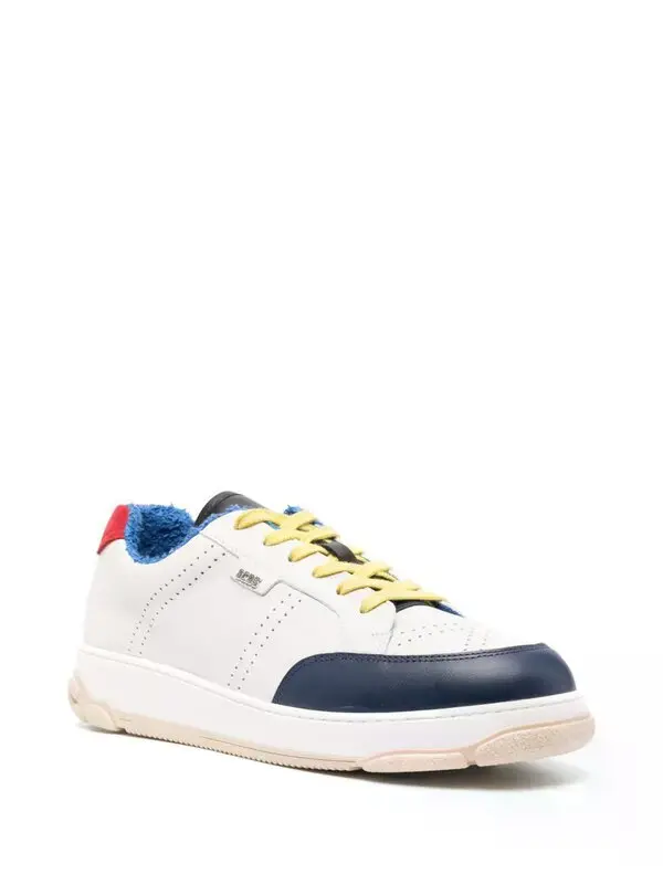 Gcds Retro Nami Low-top Sneakers - Neutrals