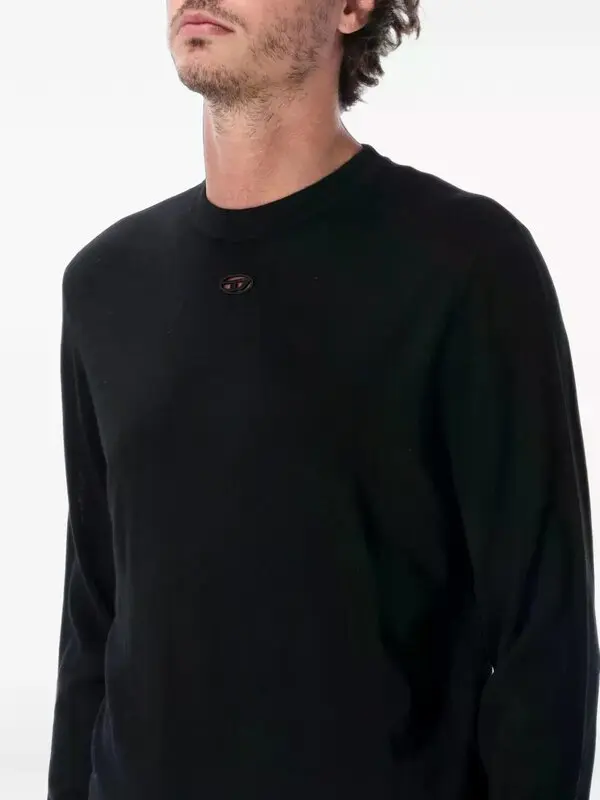 DIESEL® K-valiam Crew Neck Long Sleeve Sweatshirt With Cut-out Detailing And Logo Patch