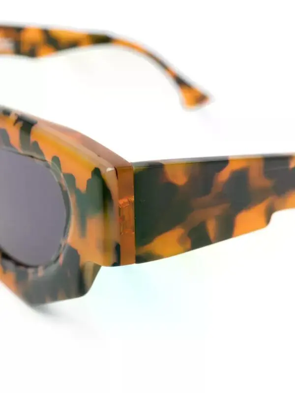 KUBORAUM Cat-eye Frame Sunglasses