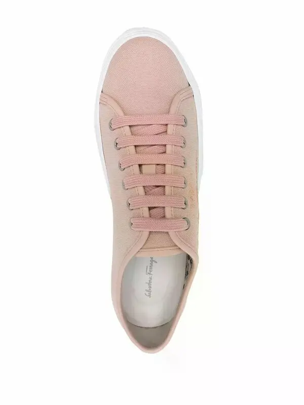 FERRAGAMO Embossed Logo Low Top Sneakers - Pink