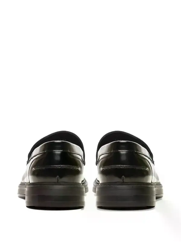 POCHE PARIS Edmond Loafers With Tassel Detail
