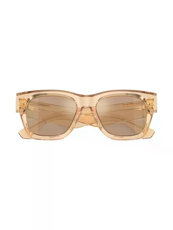 Burberry Wayfarer Frame Sunglasses