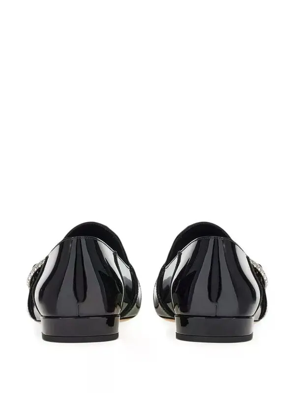 FERRAGAMO Vara Chain Loafers - Black